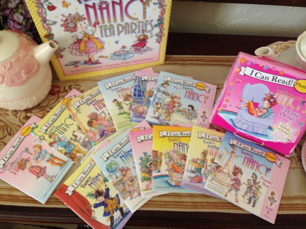 Fancy Nancy, “Favorite Females” | kidsbook friends